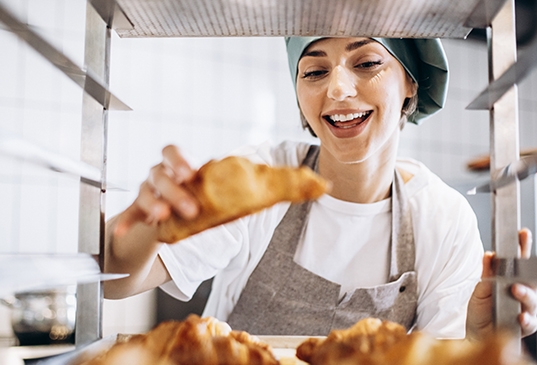 How to Make This Holiday Season Your Bakery’s Brightest Yet