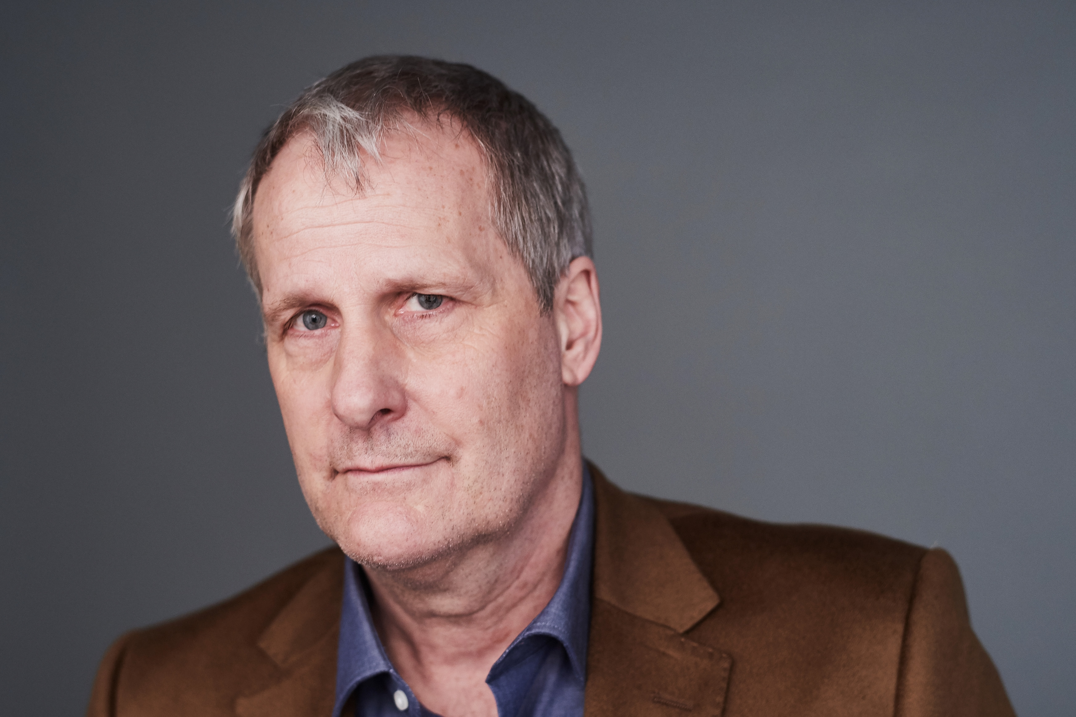 Jeff Daniels: Watch Him Go Full Newsroom on 2016 Election