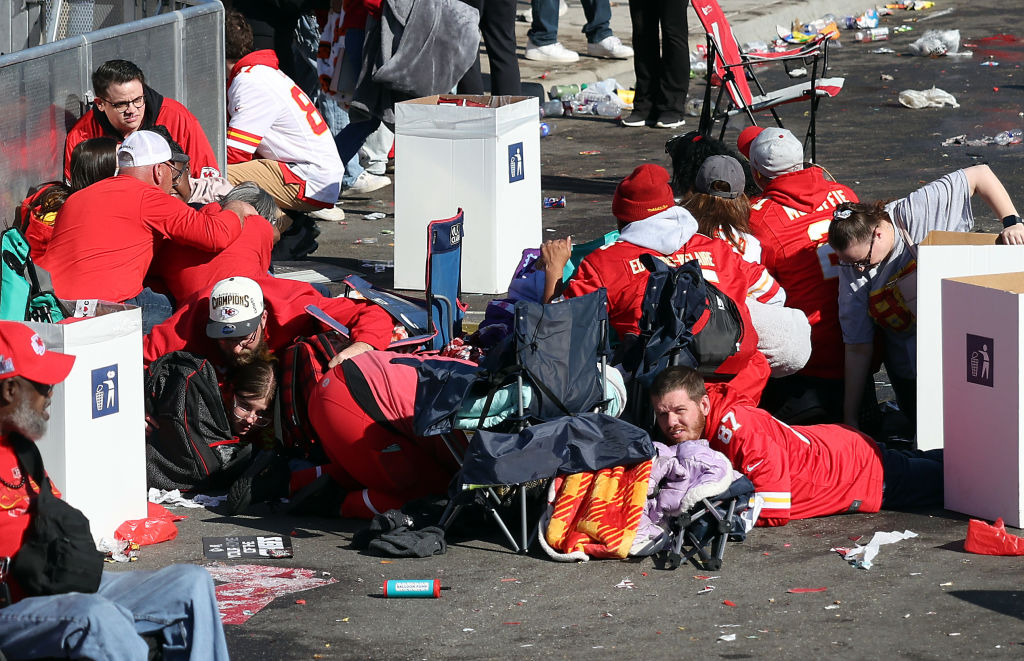 Kansas City Parade Shooting: Kelce, Mahomes Lead Tributes