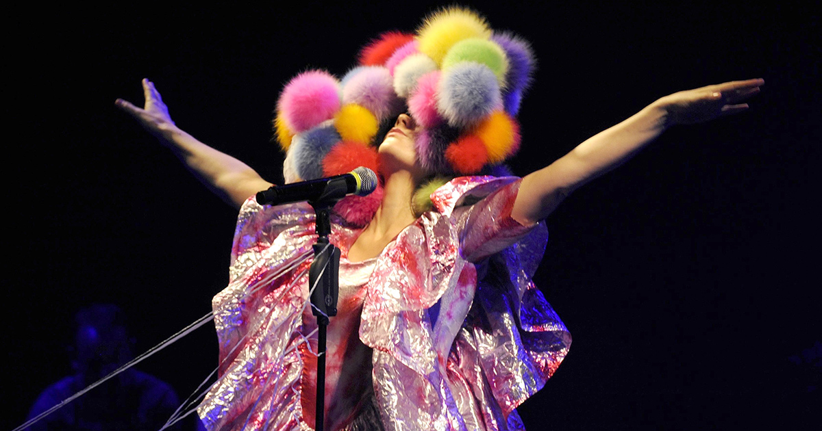 Celebrate Björk’s Birthday With 15 Photos of the Artist