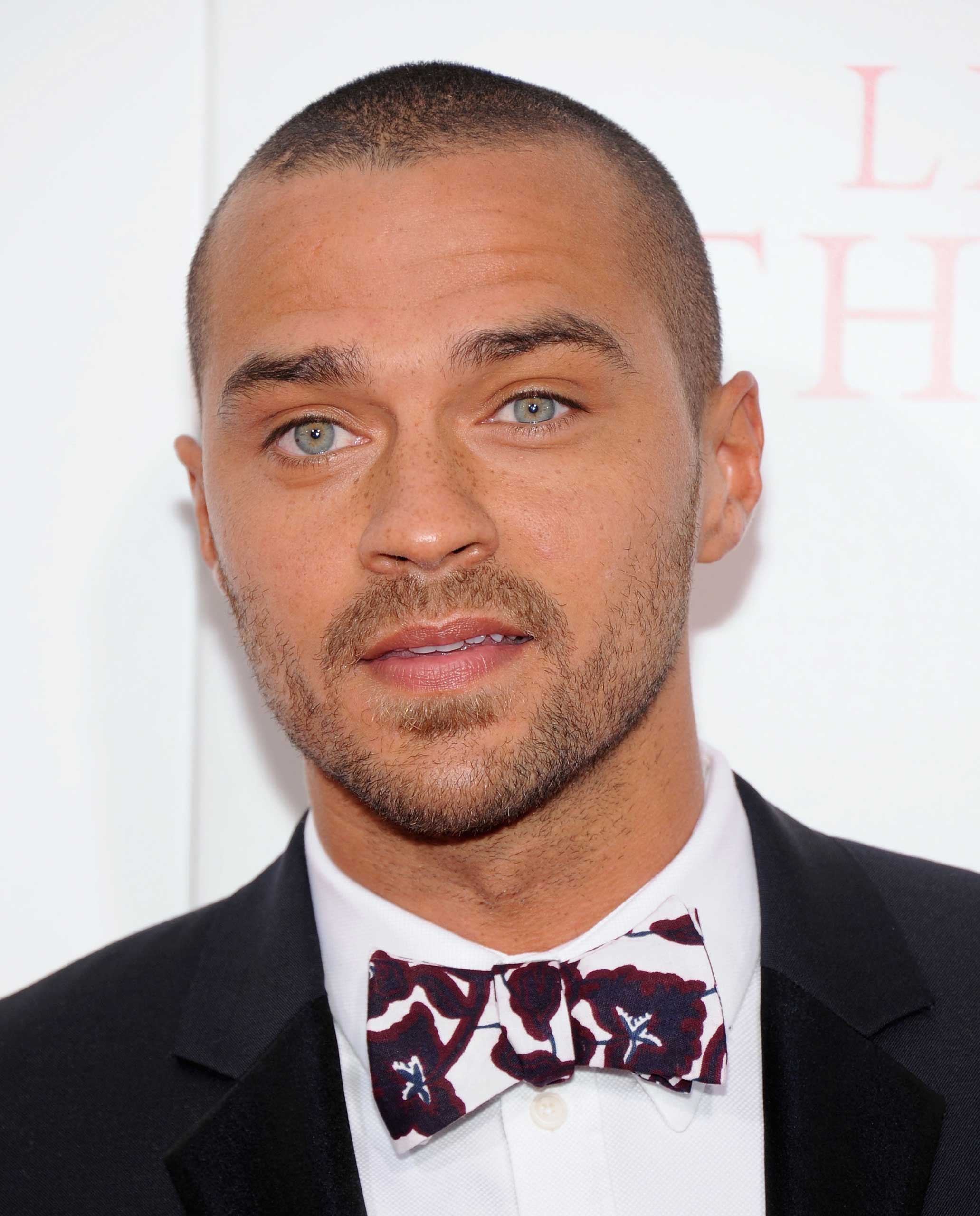 Ferguson: Jesse Williams Tweets About Michael Brown, Trayvon Martin