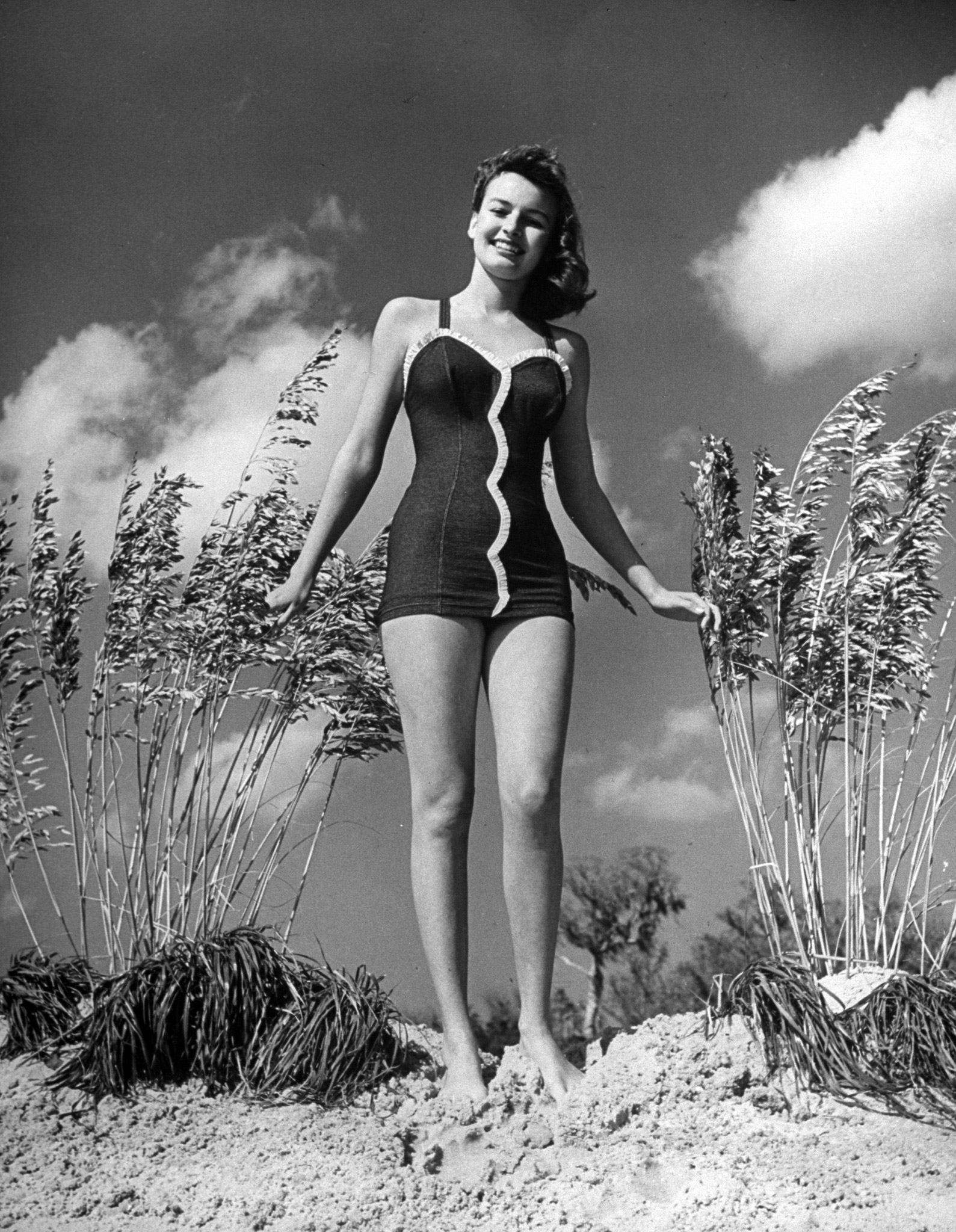 Swimsuit Photos Now and Then: The Evolution of Bathing Suits