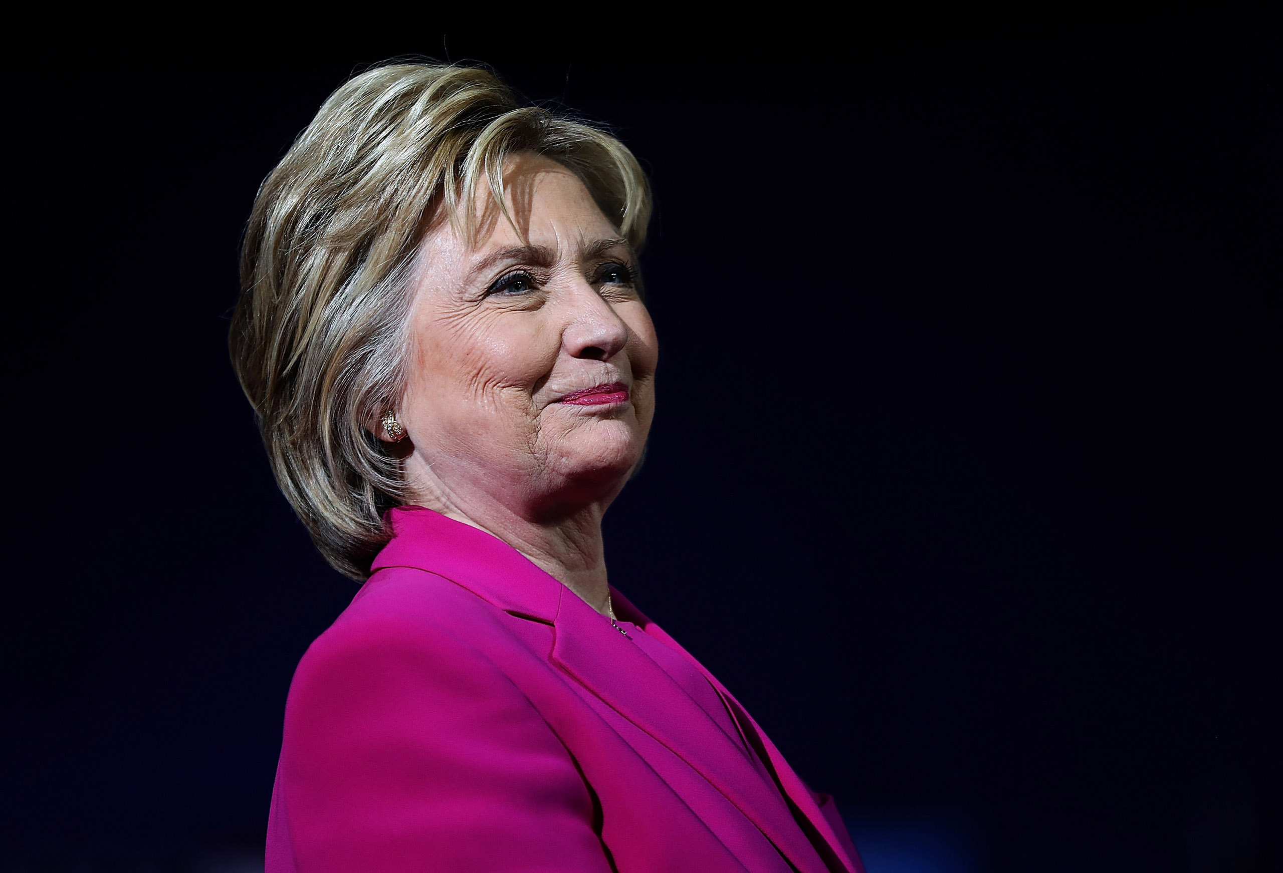Hillary Clinton Gets Standing Ovation at 'The Color Purple'