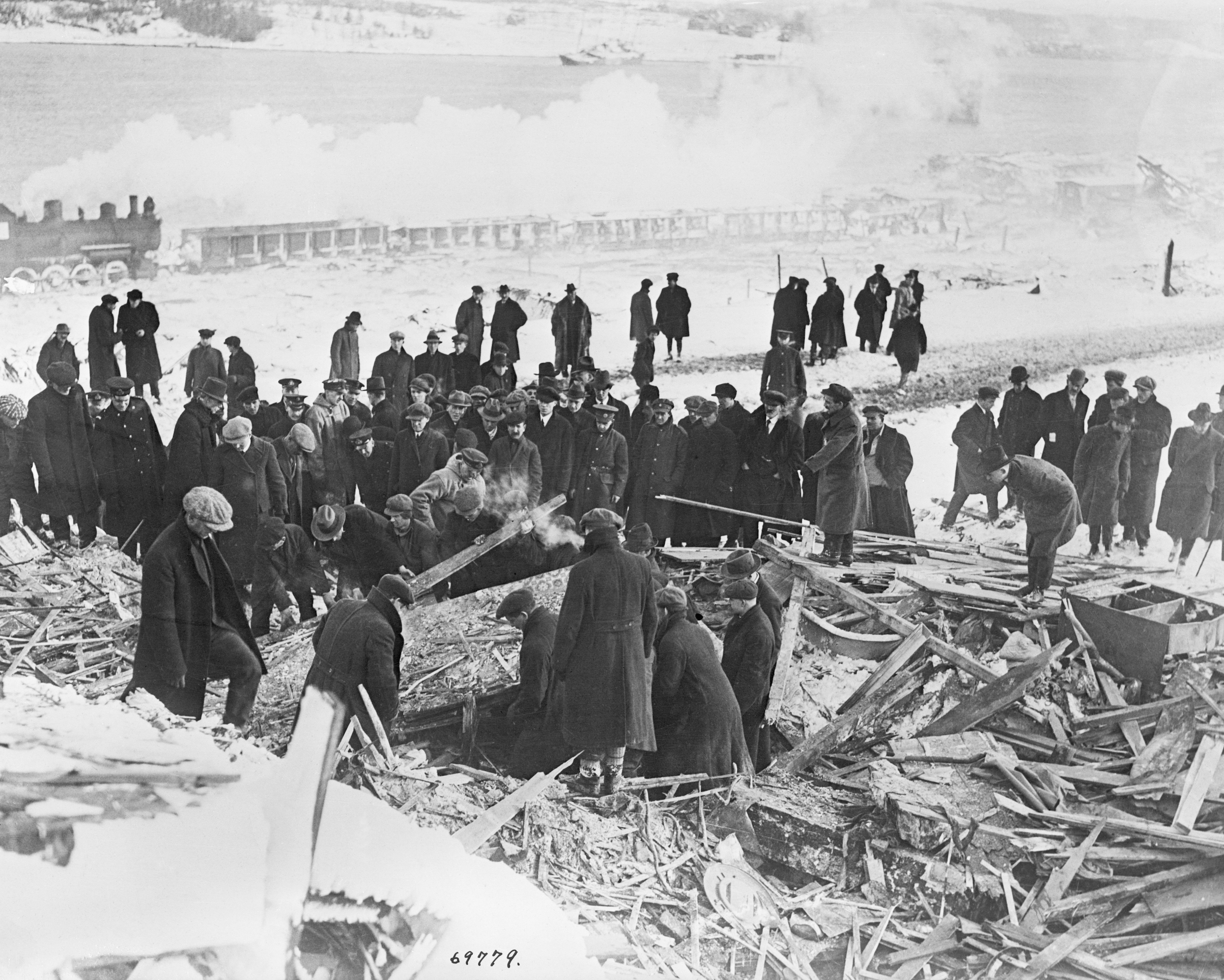 Christmas in the Ruins: How One City Recovered From Disaster