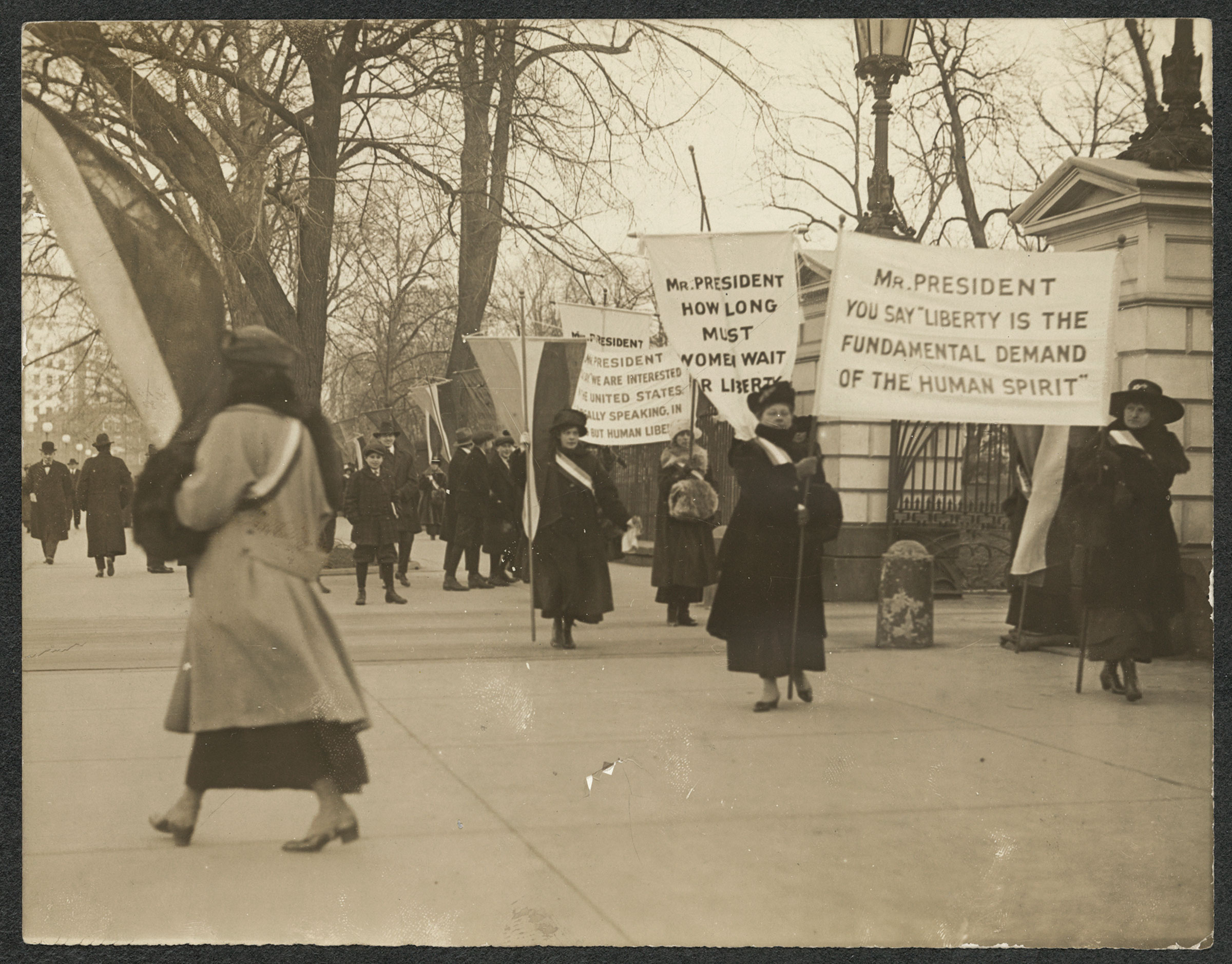 How the 1918 Flu Pandemic Affected the Suffrage Movement