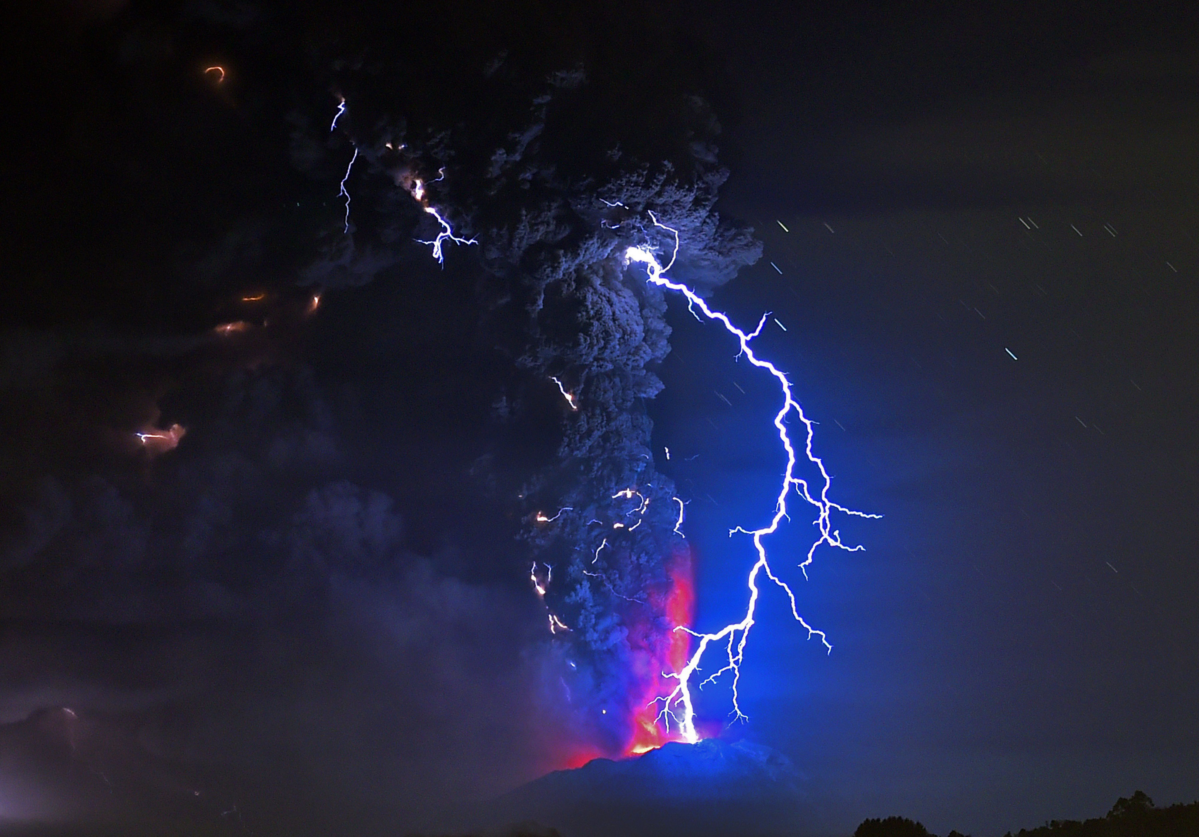 The Villarrica Volcano in Chile Lights Up The Night Sky