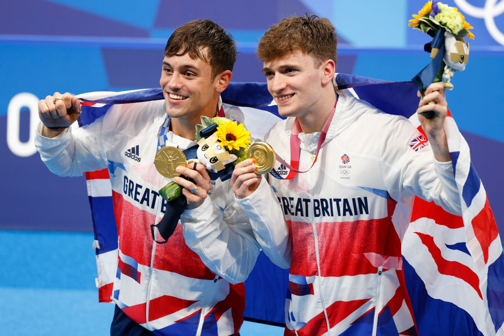 Tom Daley Celebrates Tokyo Olympics Gold With LGBTQ Message