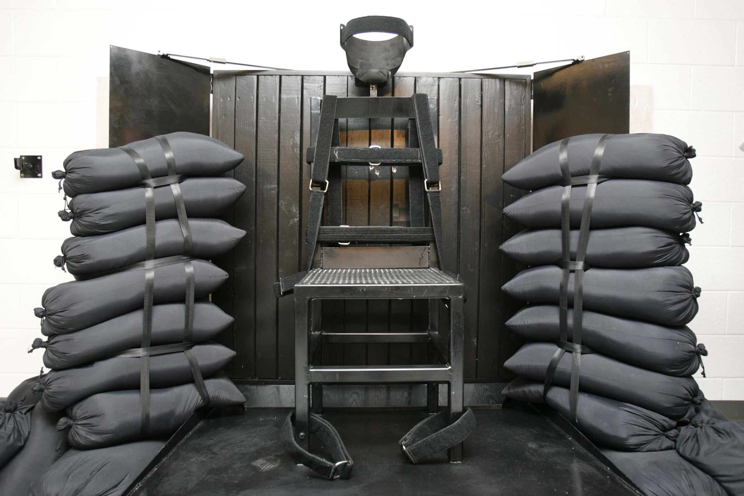 Firing Squad Executions Move Forward in Mississippi