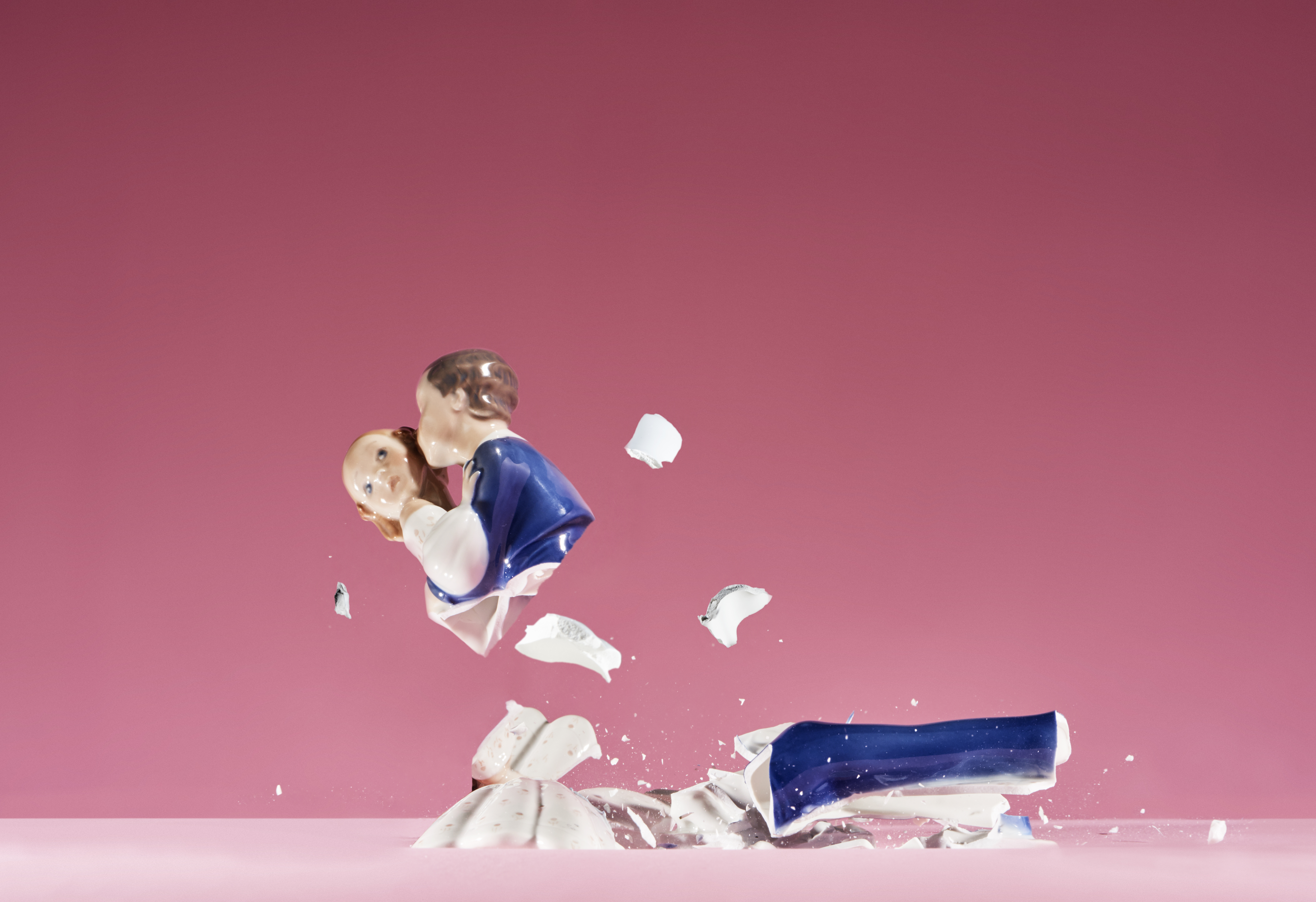 Toxic Relationships: Signs, Help and What To Do