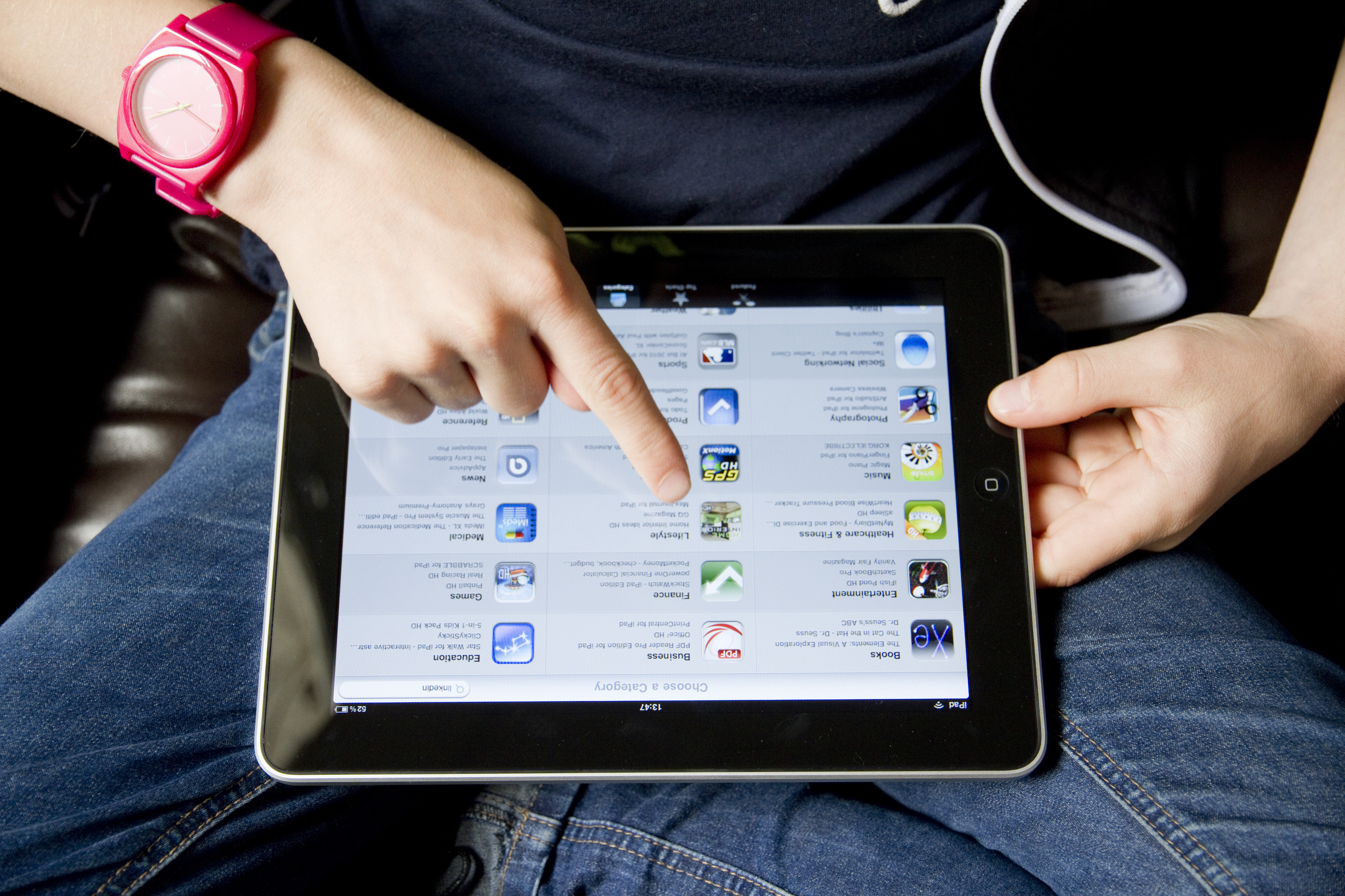 American Kids: More than Half Say They Can't Spot Fake News