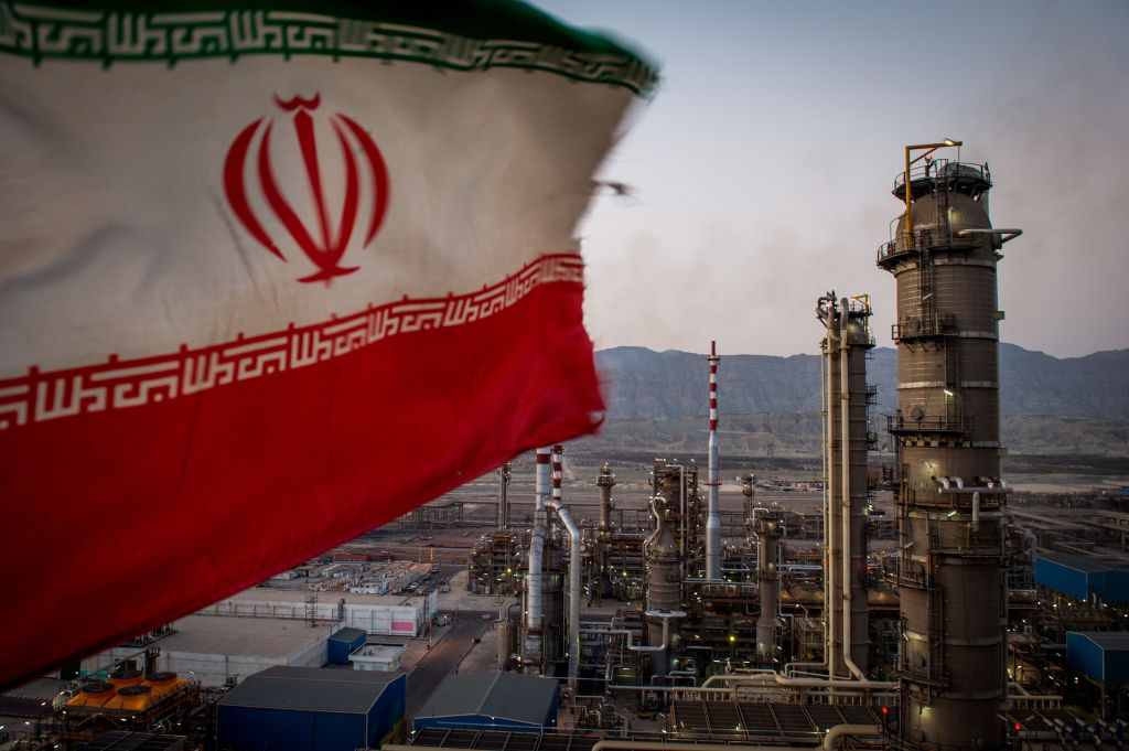 U.S. Sanctions Chinese Shipping Firms for Iran Oil Dealings