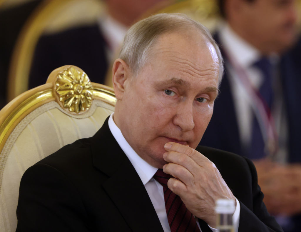 Ukraine: Is Russia’s Elite Finally Disillusioned With Putin?