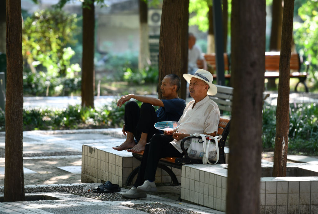 China to Raise Retirement Age to Address Declining Workforce