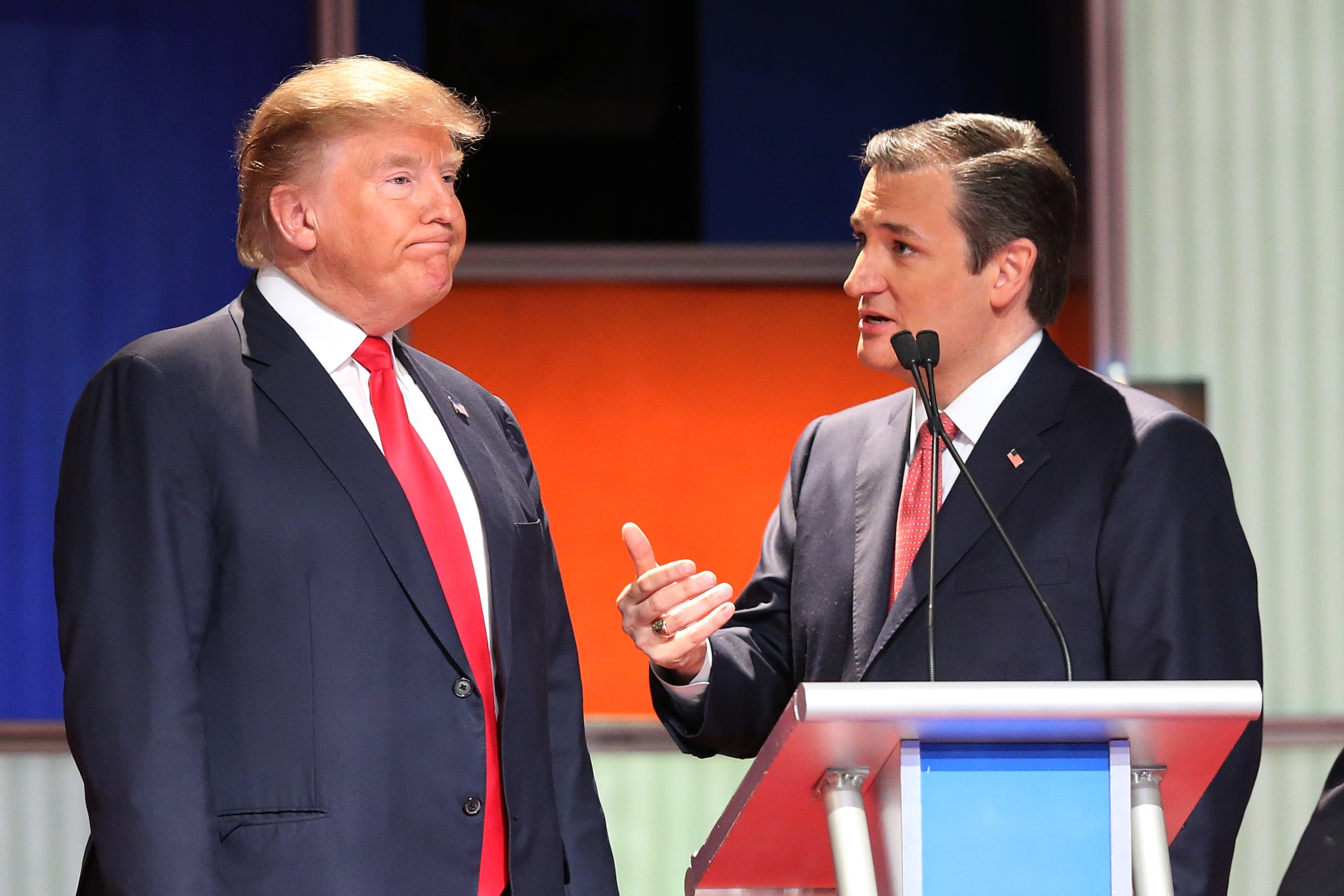 Ted Cruz Closes In on Donald Trump in New National Poll