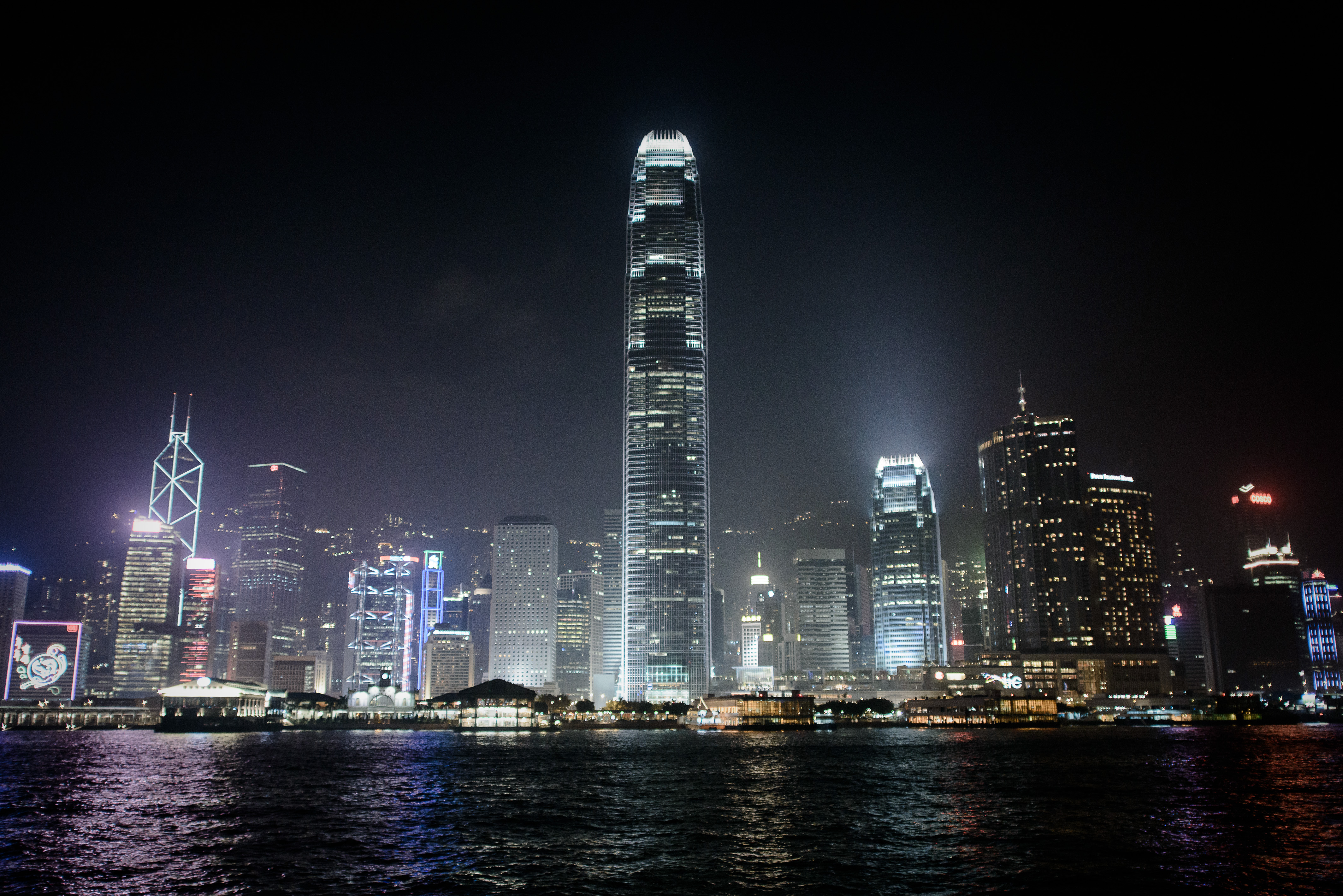 World's Youngest Billionaire Is a Hong Kong Woman, Aged 24