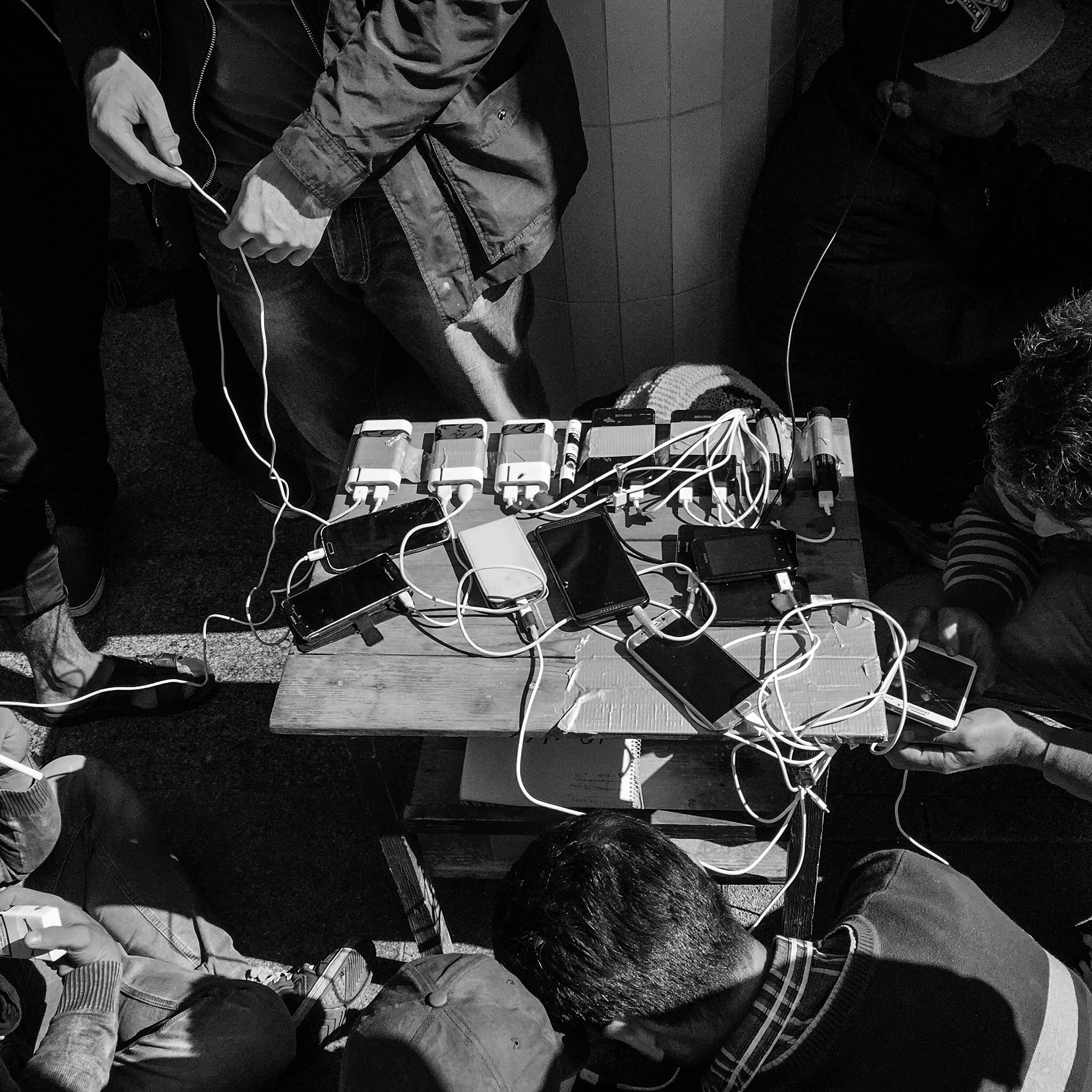 See How Smartphones Have Become a Lifeline for Refugees