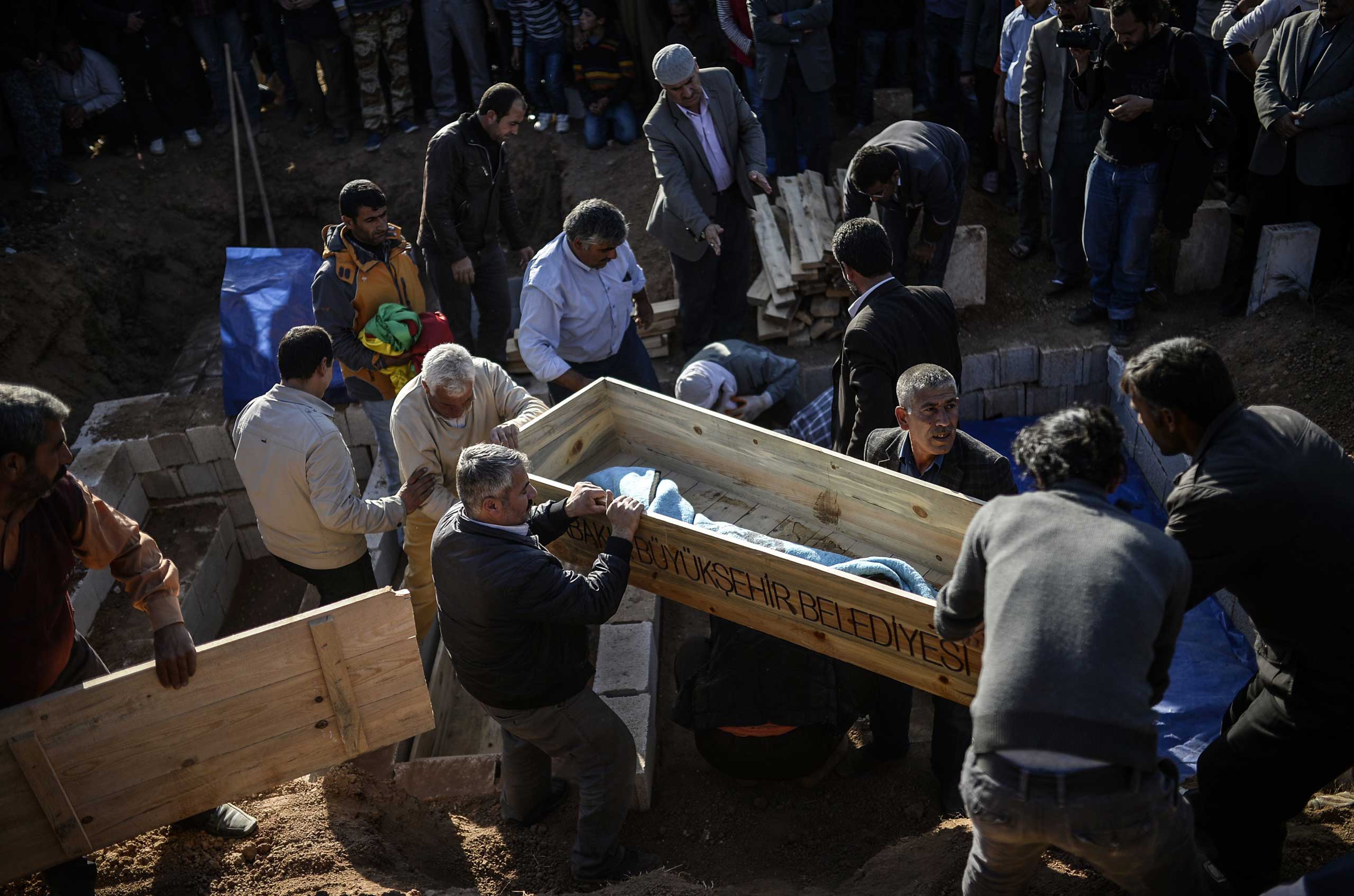 Photos: TIME Picks Bulent Killic as the Best Wire Photographer of 2014