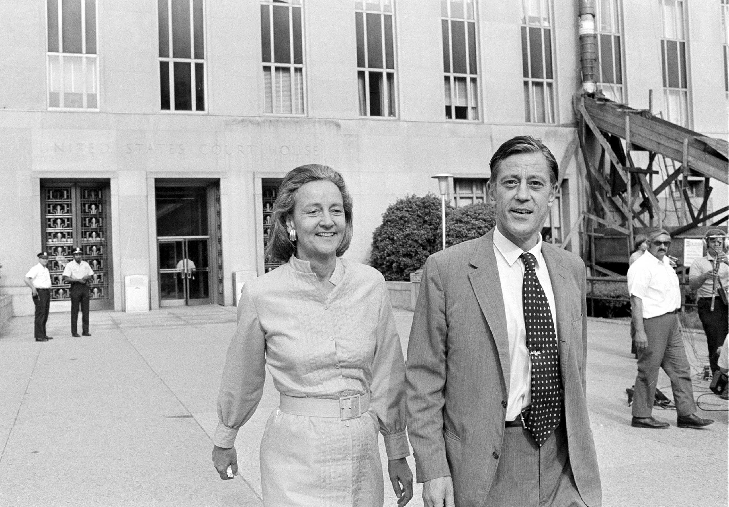 Benjamin Bradlee, Washington Post Editor During Watergate, Dead at 93