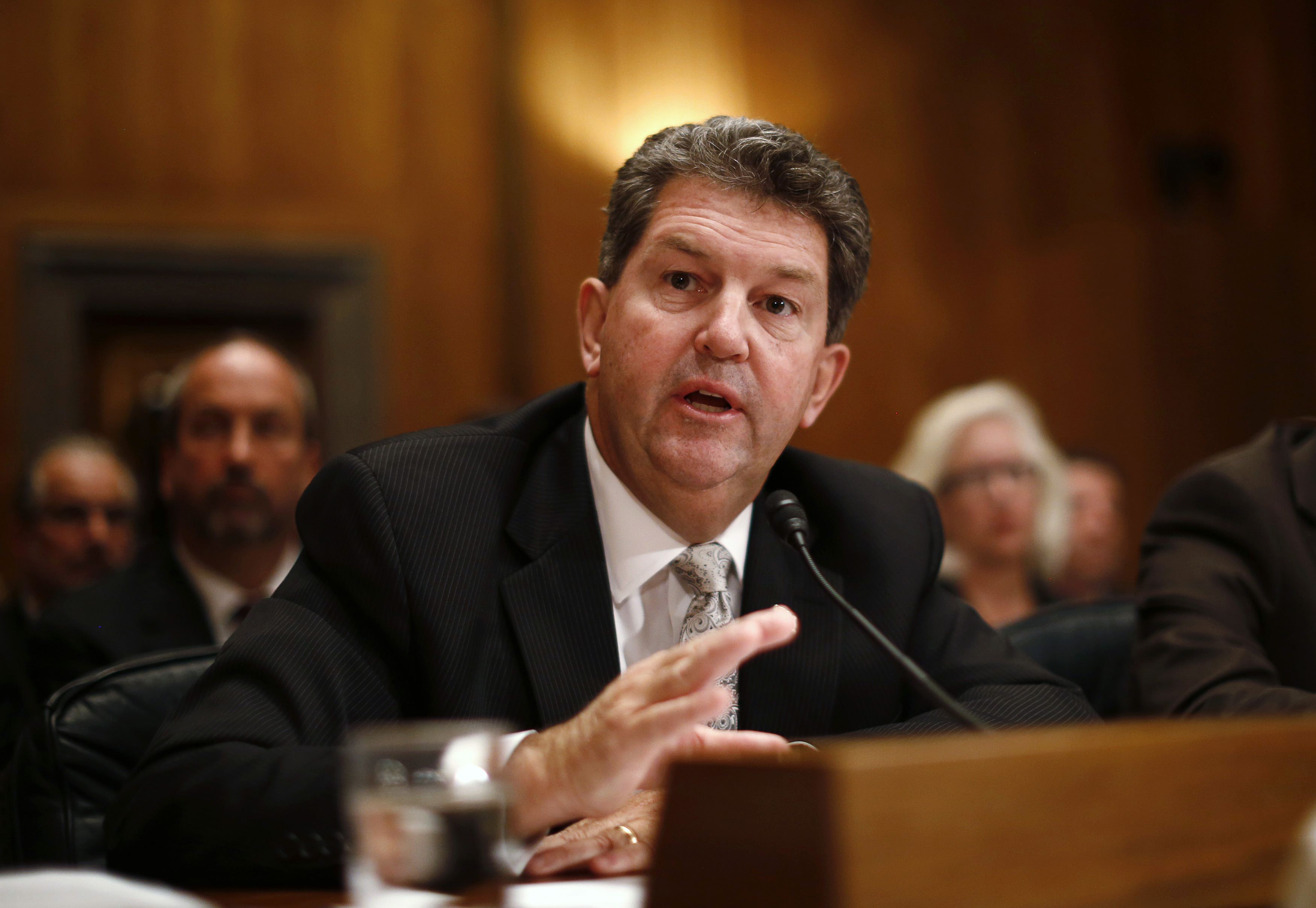 Postmaster General Patrick Donahoe Jabs Congress on Way Out