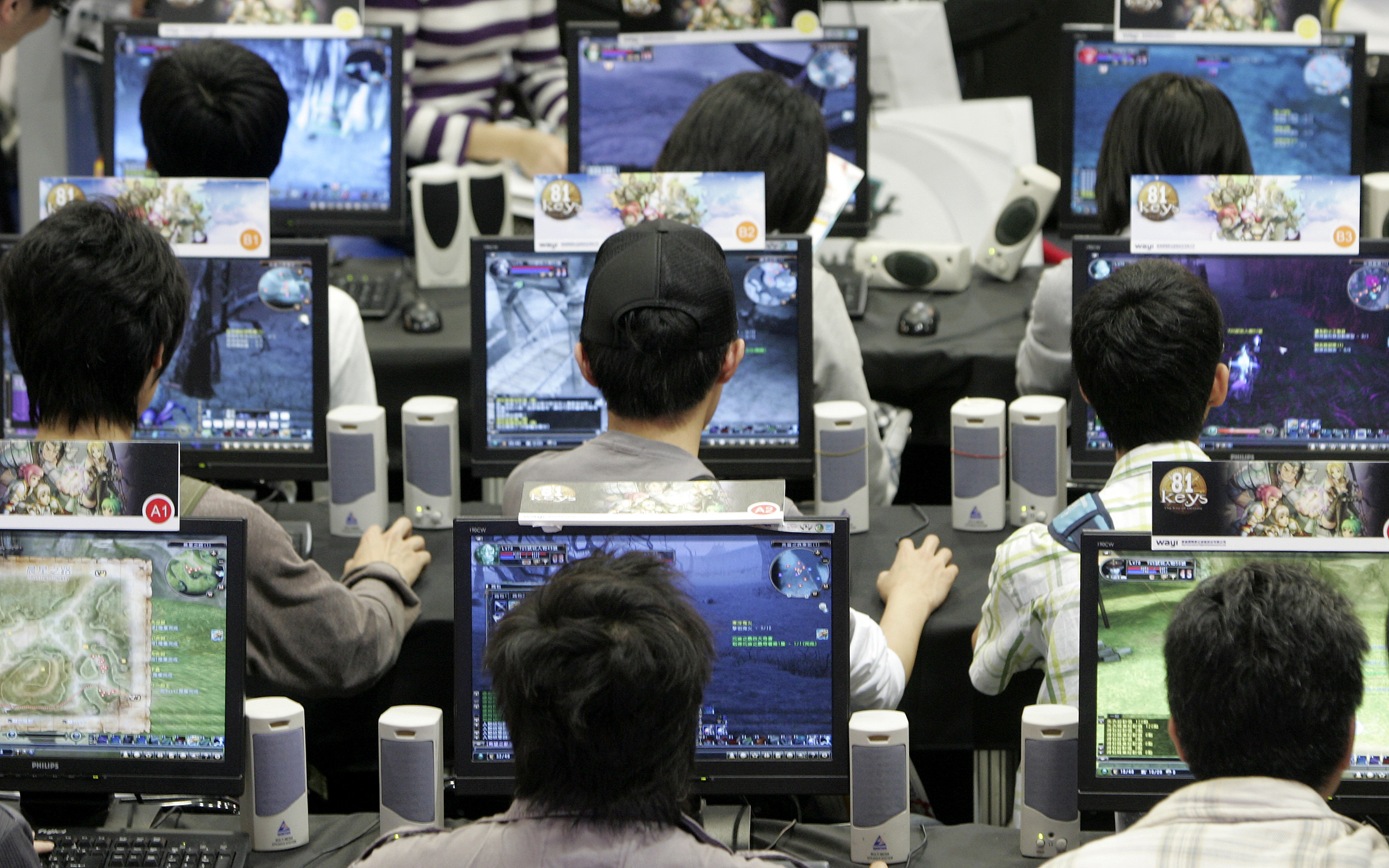 Man Dies After 3-Day Video Game Binge in Taiwan Internet Cafe