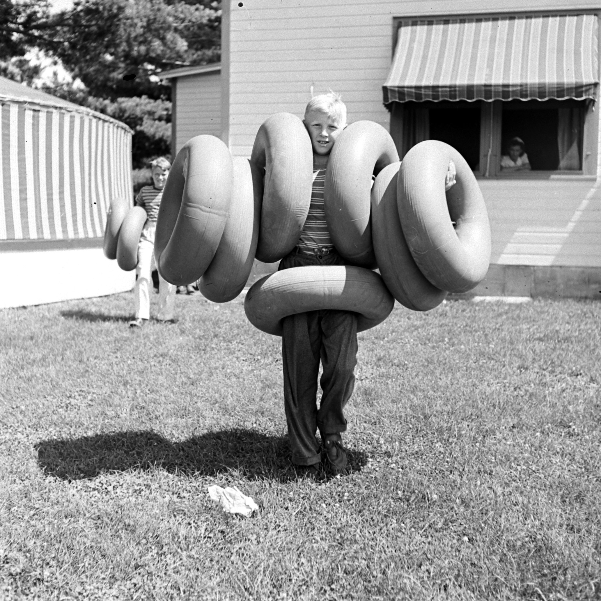 Classic Summer Fun from LIFE Magazine: The Floating Party