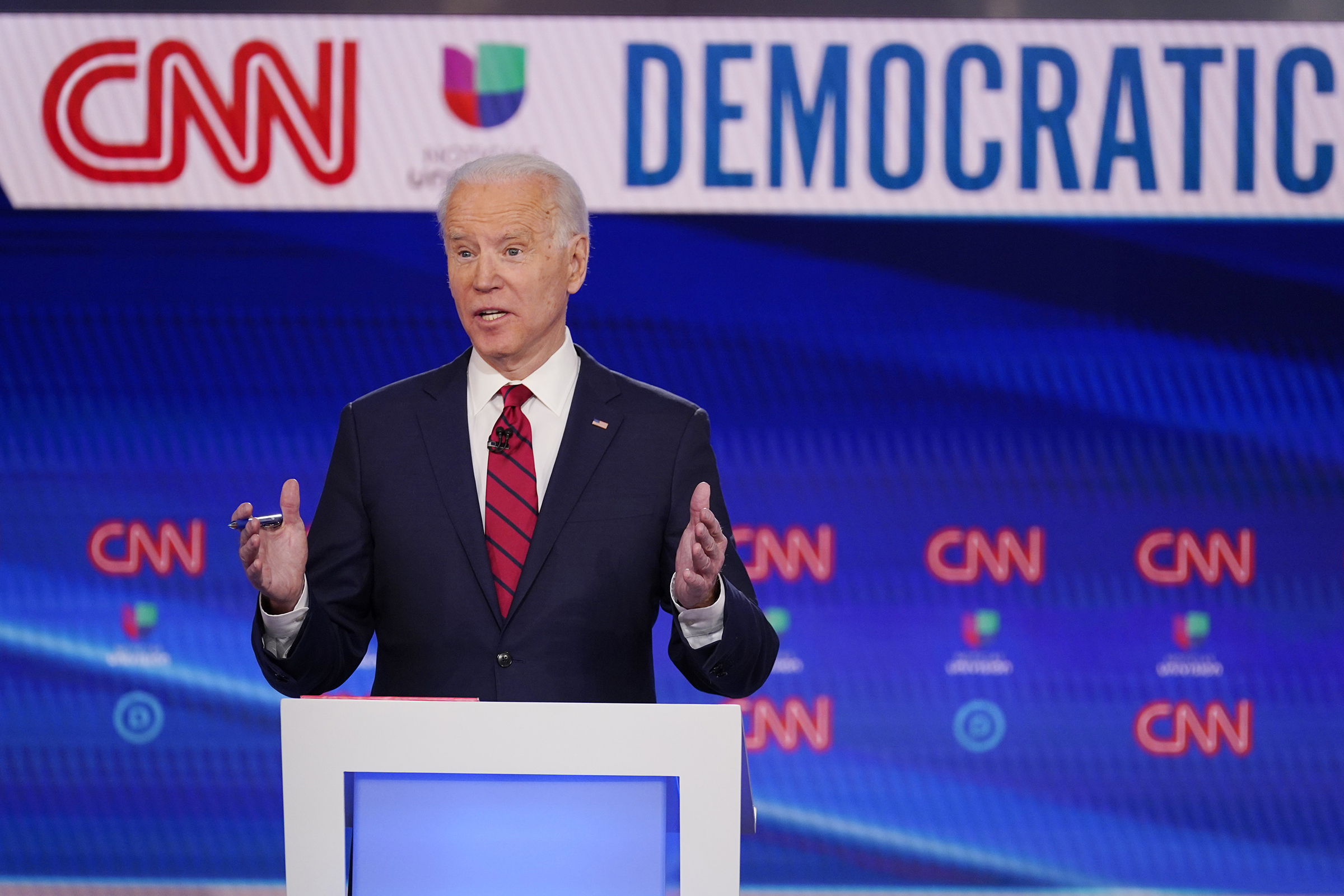 Joe Biden Vows to Pick a Woman Vice President