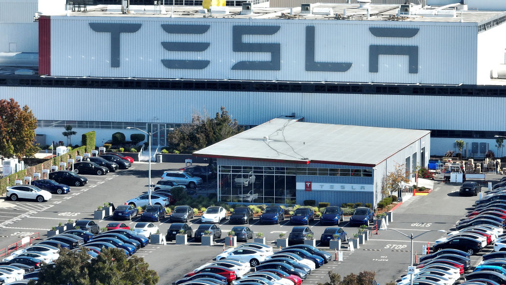Thousands of Black Workers Can Sue Tesla for Racism, Judge Rules