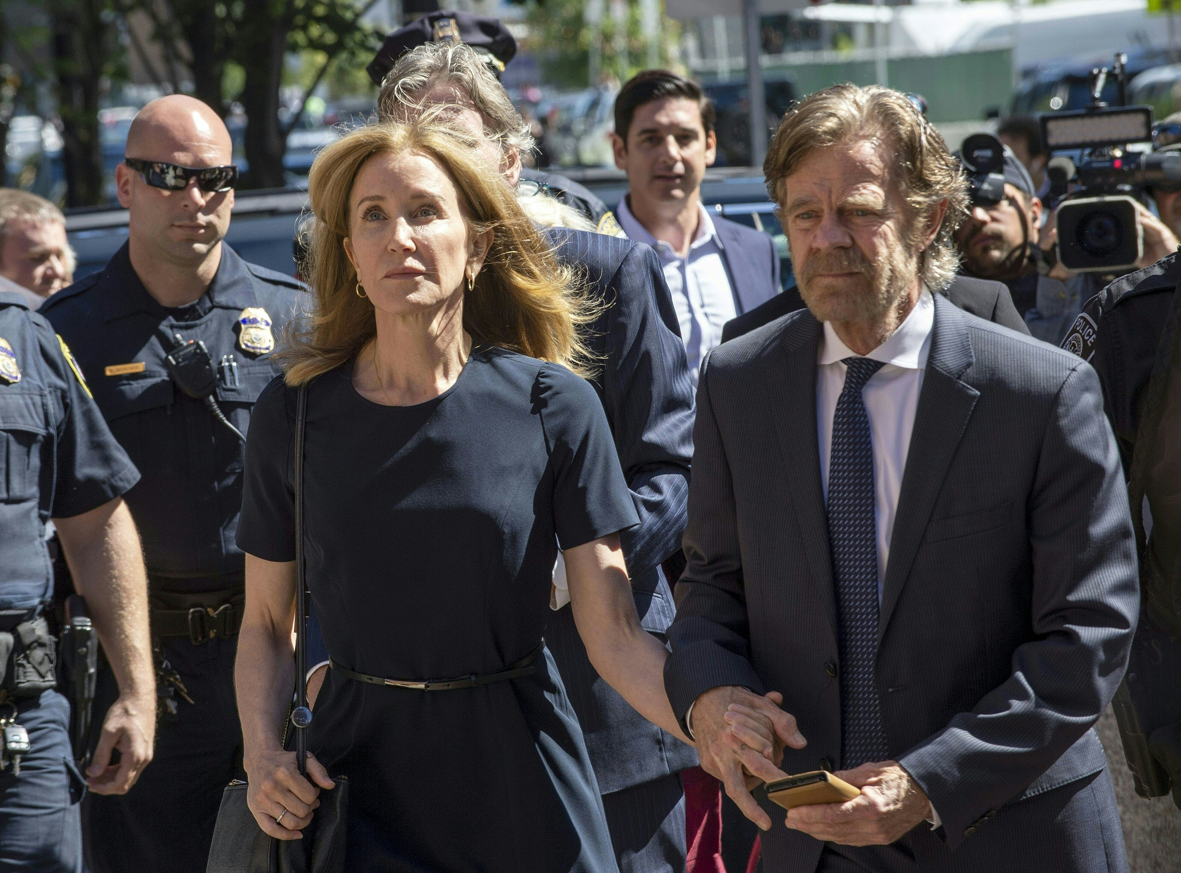 Admissions Scheme: Felicity Huffman to Serve 14 Days in Jail