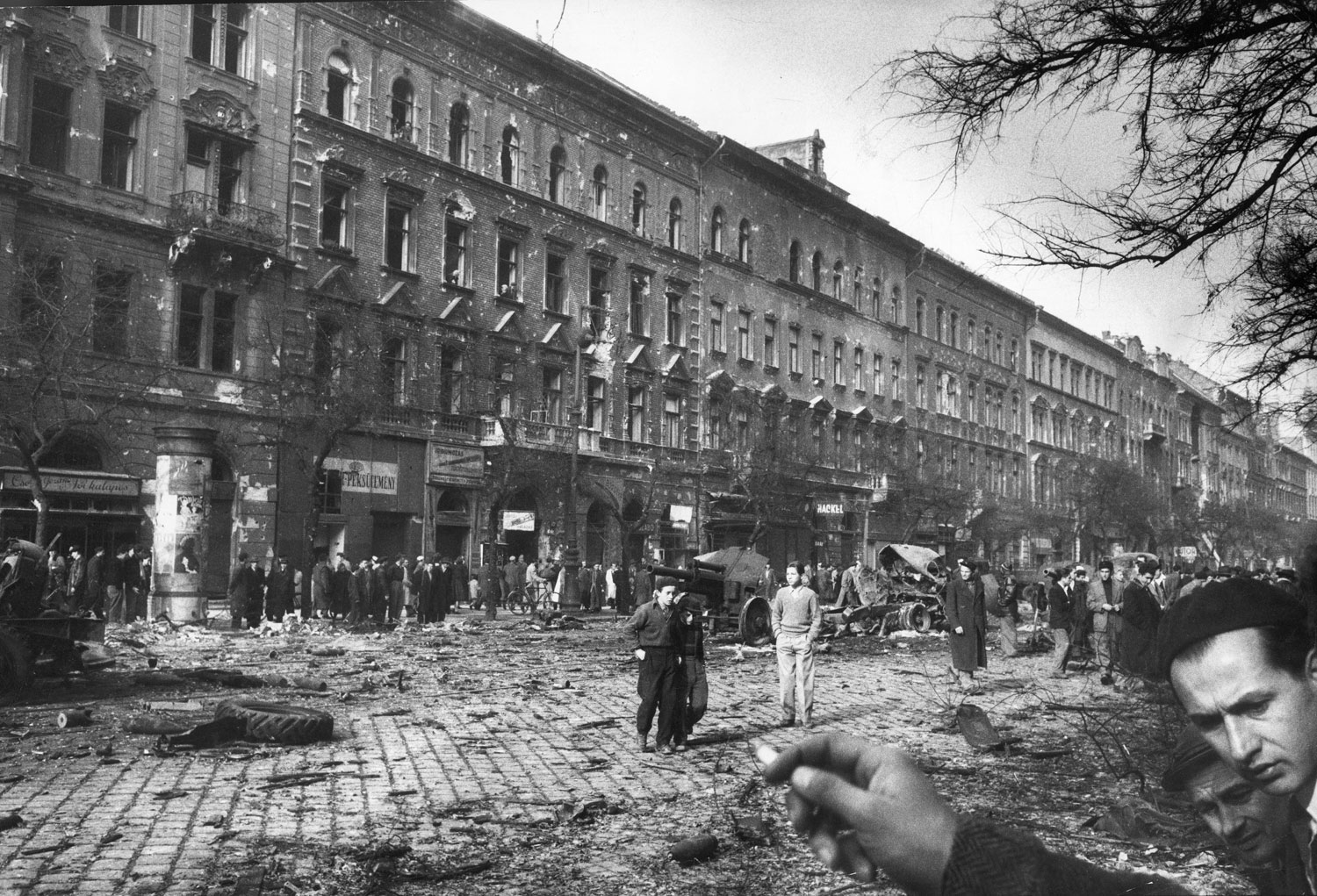 The Hungarian Revolution of 1956: Photos From the Streets of Budapest