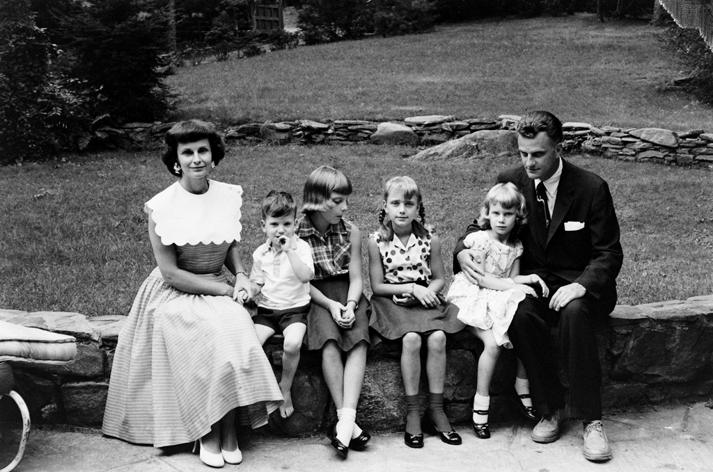 Billy Graham: Unpublished Photos of the Evangelist in the 1950s