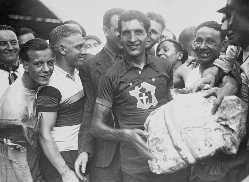 The Tour de France Winner Who Saved Hundreds of Jews