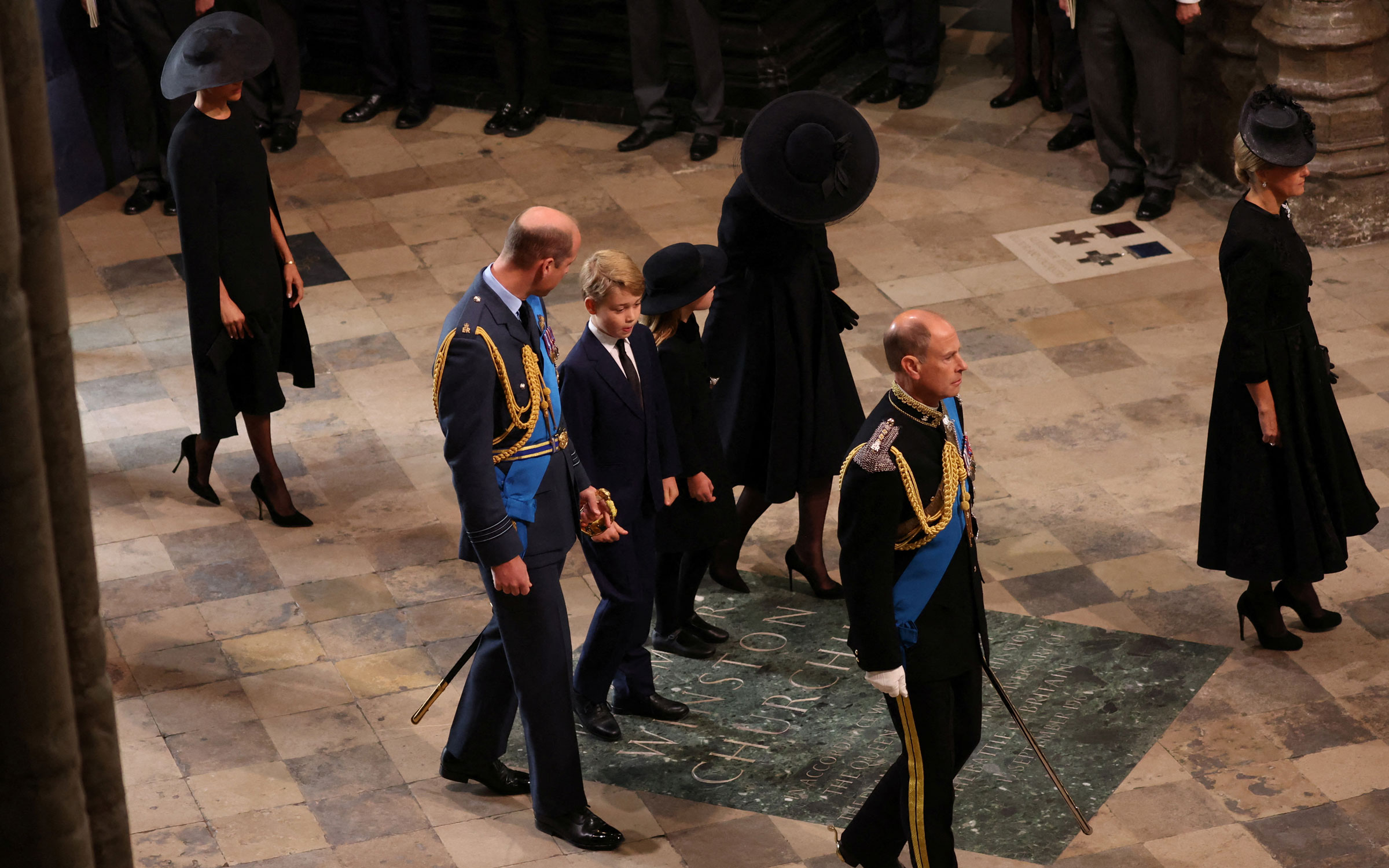 Queen Elizabeth II's Funeral Photos: Biggest Moments
