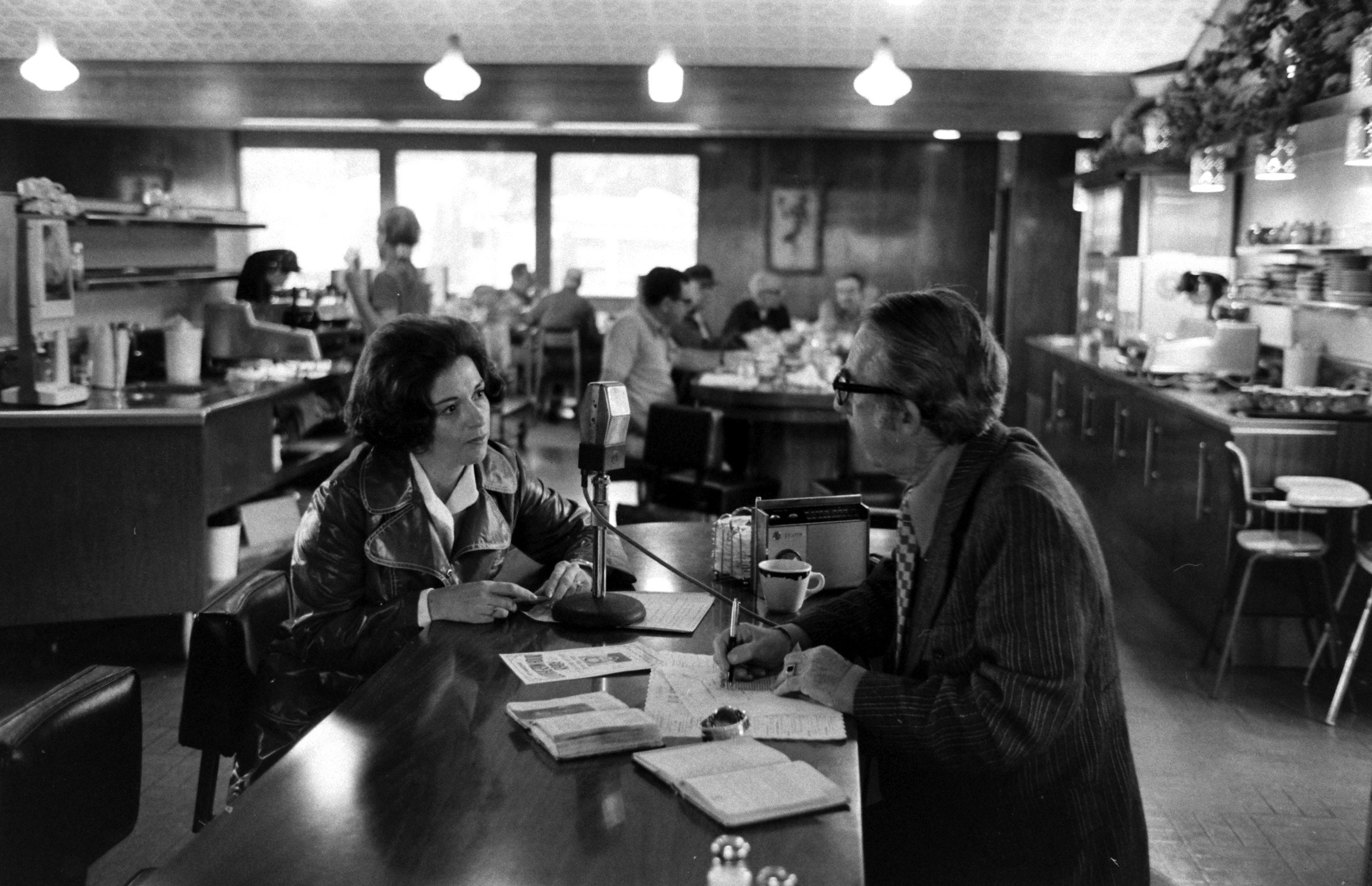 The Vietnam War: POW Hal Kushner and Wife in LIFE Magazine