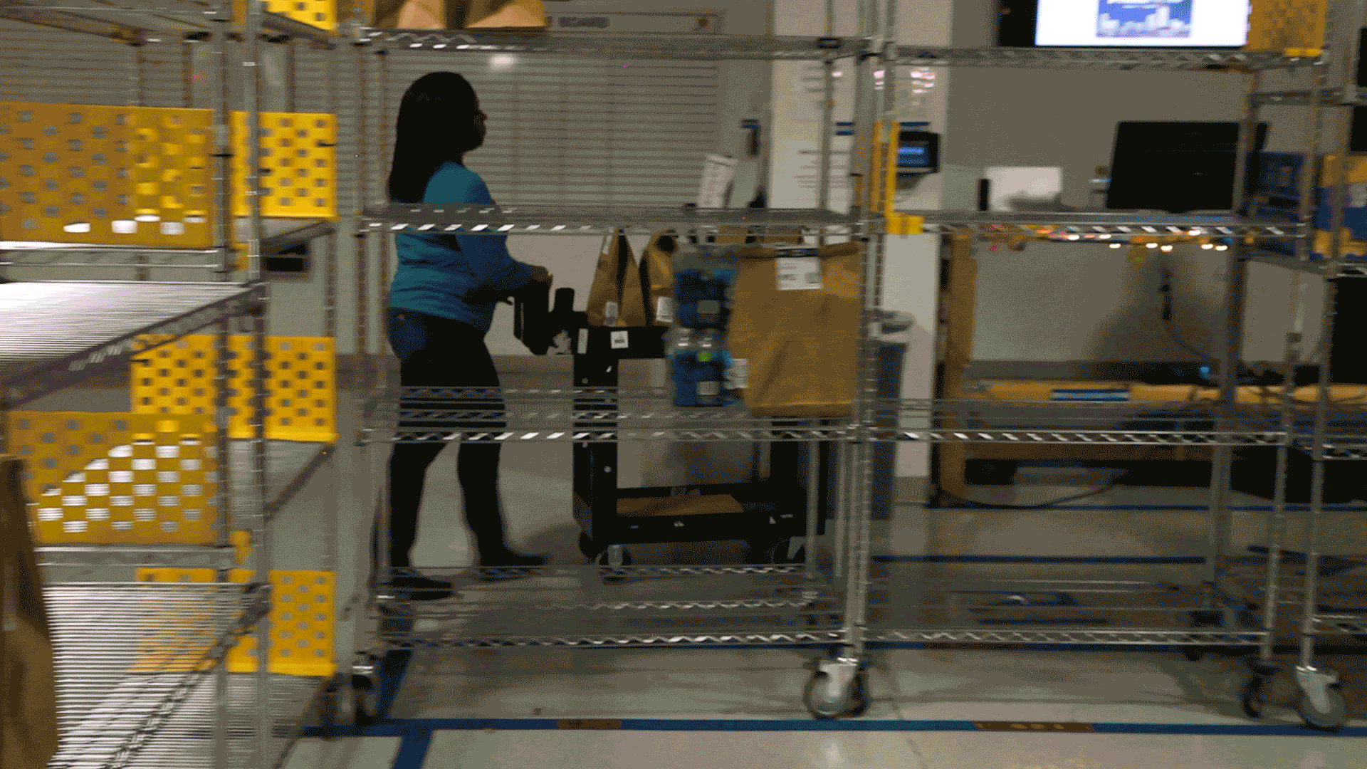 More People Shop on Amazon Using Smartphones Than Computers