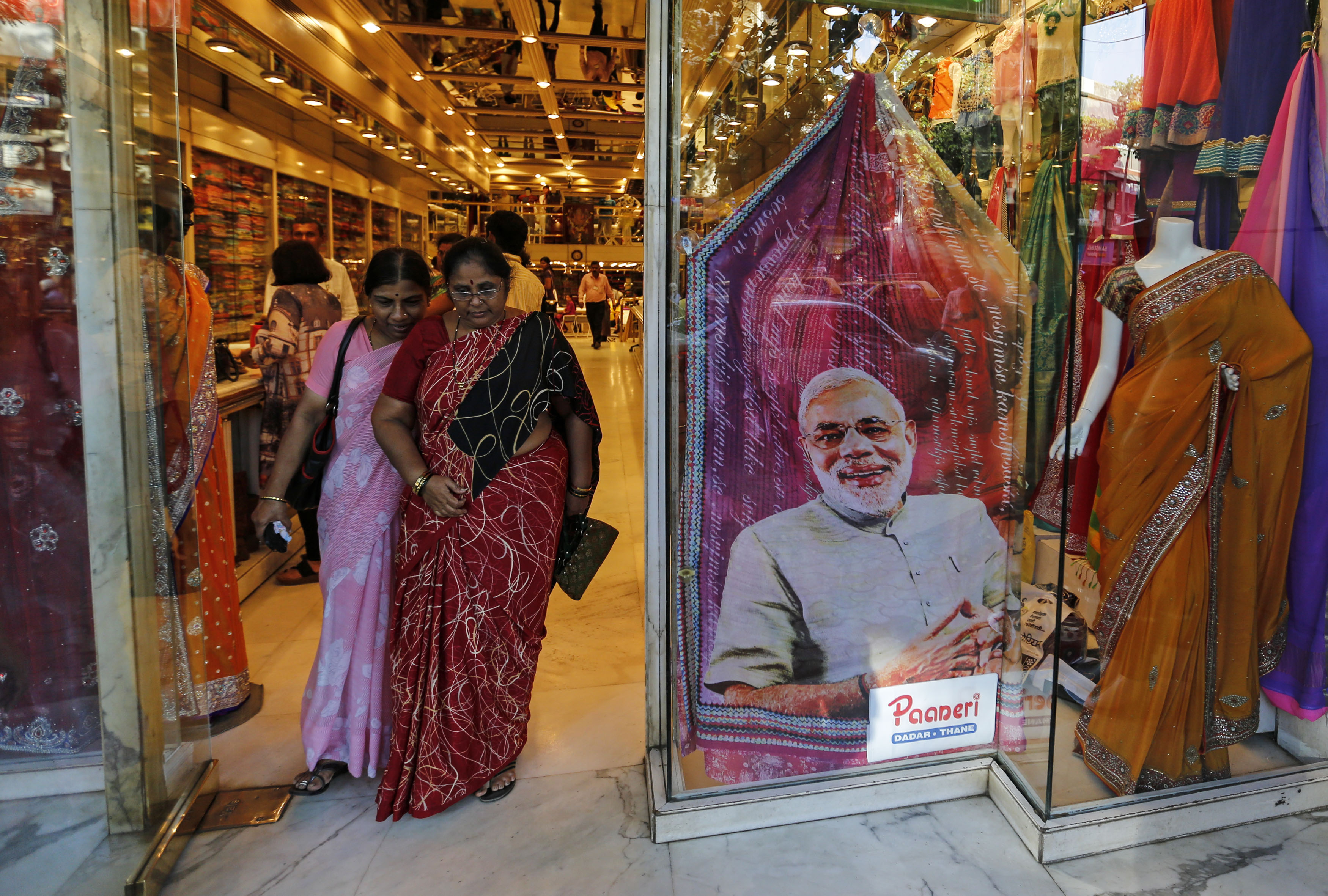 India's New Prime Minister Is World's Latest Fashion Icon