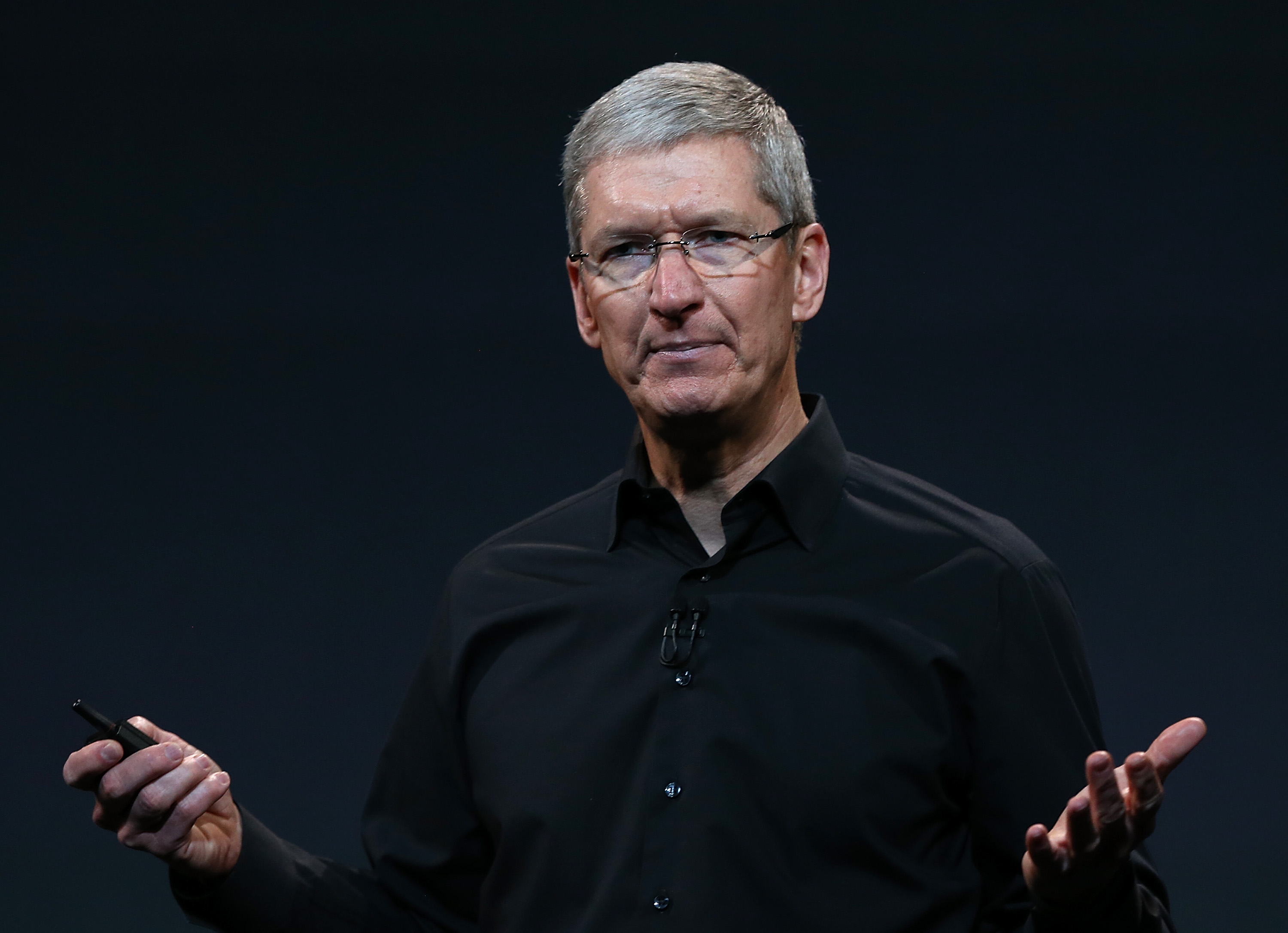 Tim Cook Stays Mum on Apple Car on '60 Minutes'