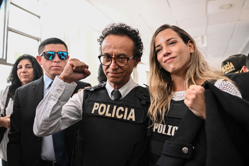 Ecuadorian Journalist to Take Assassinated Candidate’s Place on ...