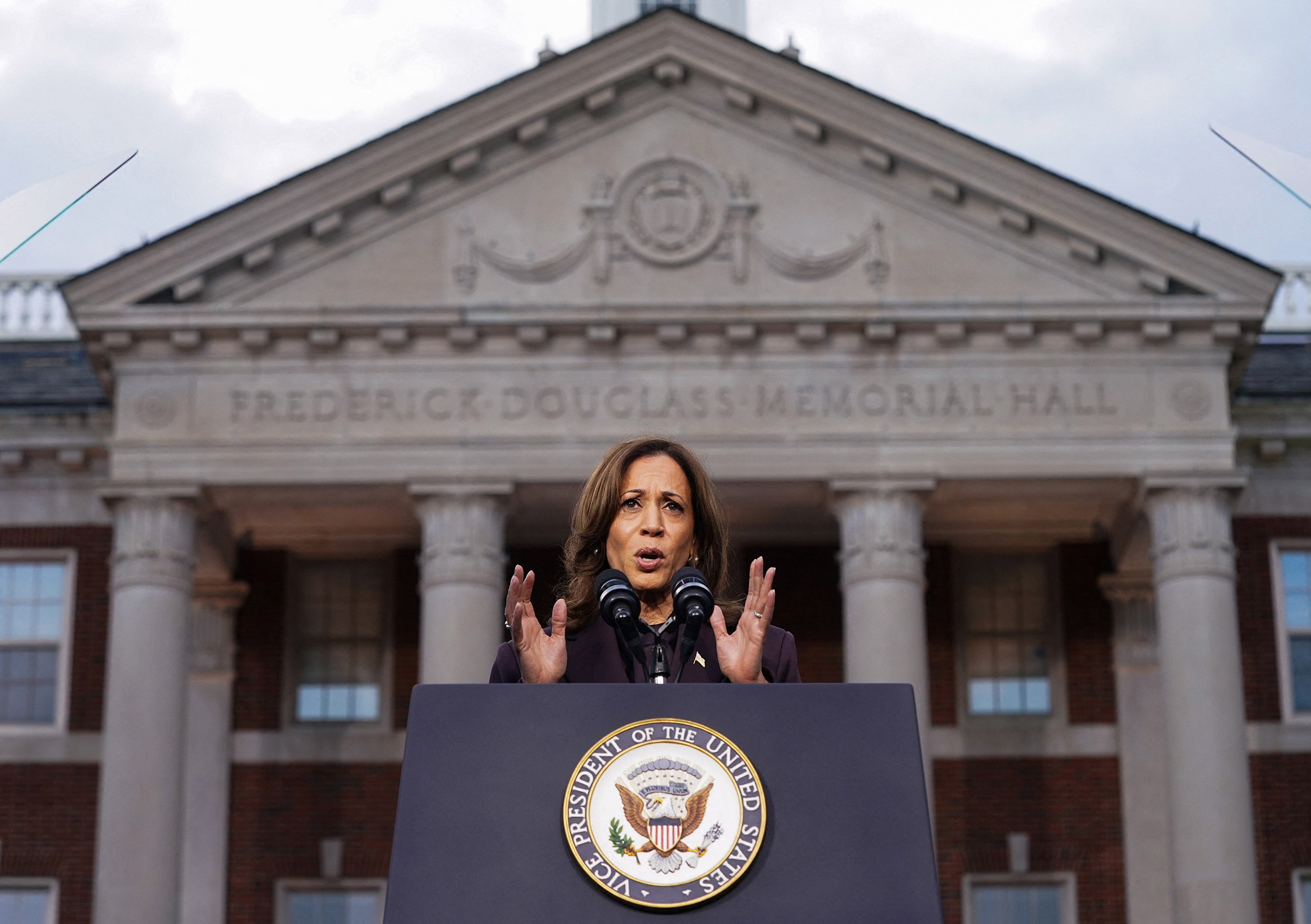 Kamala Harris Concedes to Donald Trump