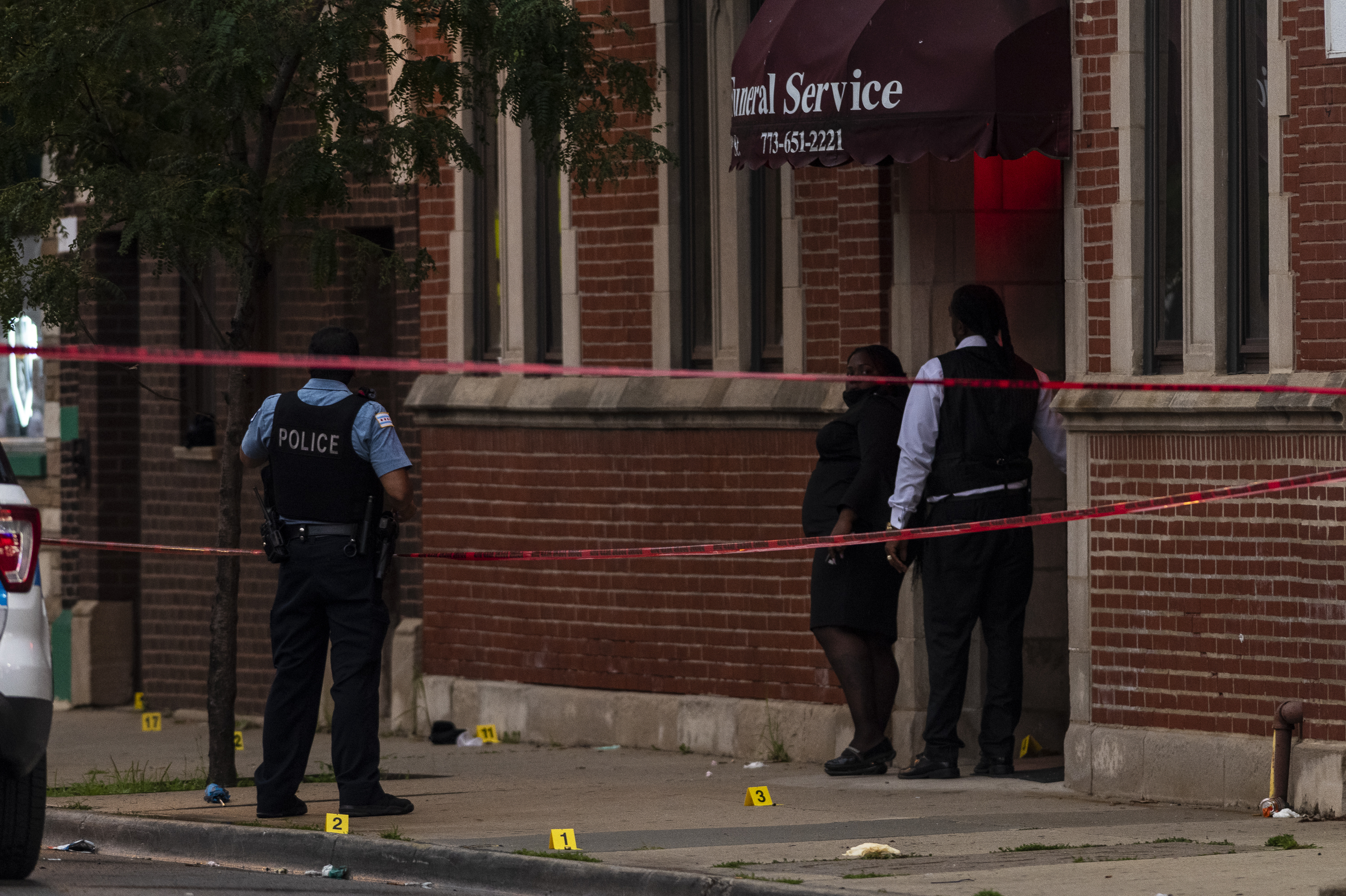15 People Injured In Shooting Outside Chicago Funeral Home