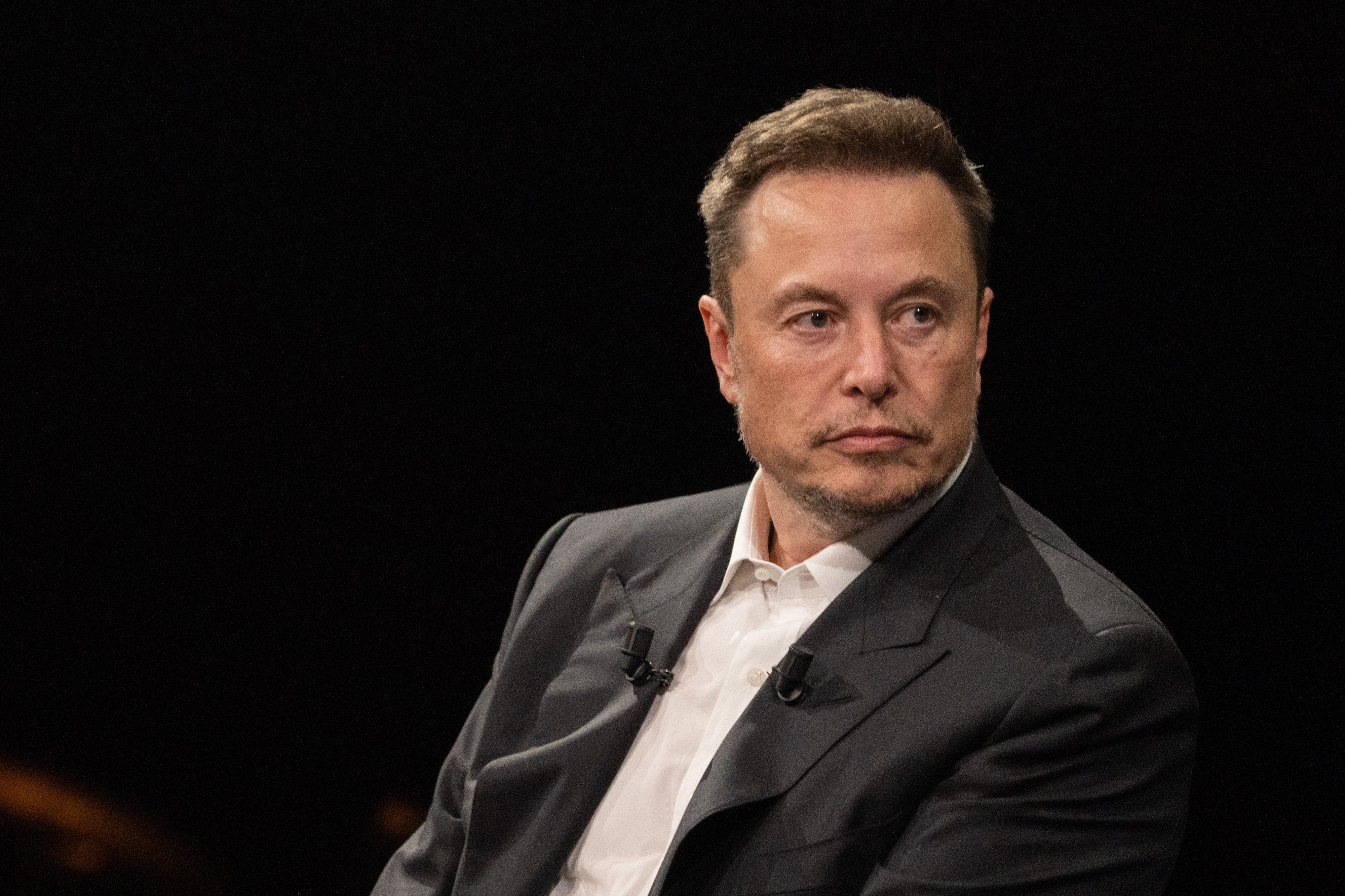 Elon Musk Drops Suit Against OpenAI